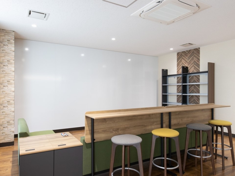 社内コミュニケーションを活性化させる食堂のリニューアル | 浜松オフィスづくり.com