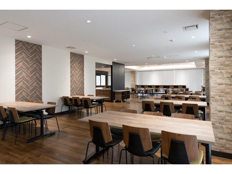 社内コミュニケーションを活性化させる食堂のリニューアル | 浜松オフィスづくり.com